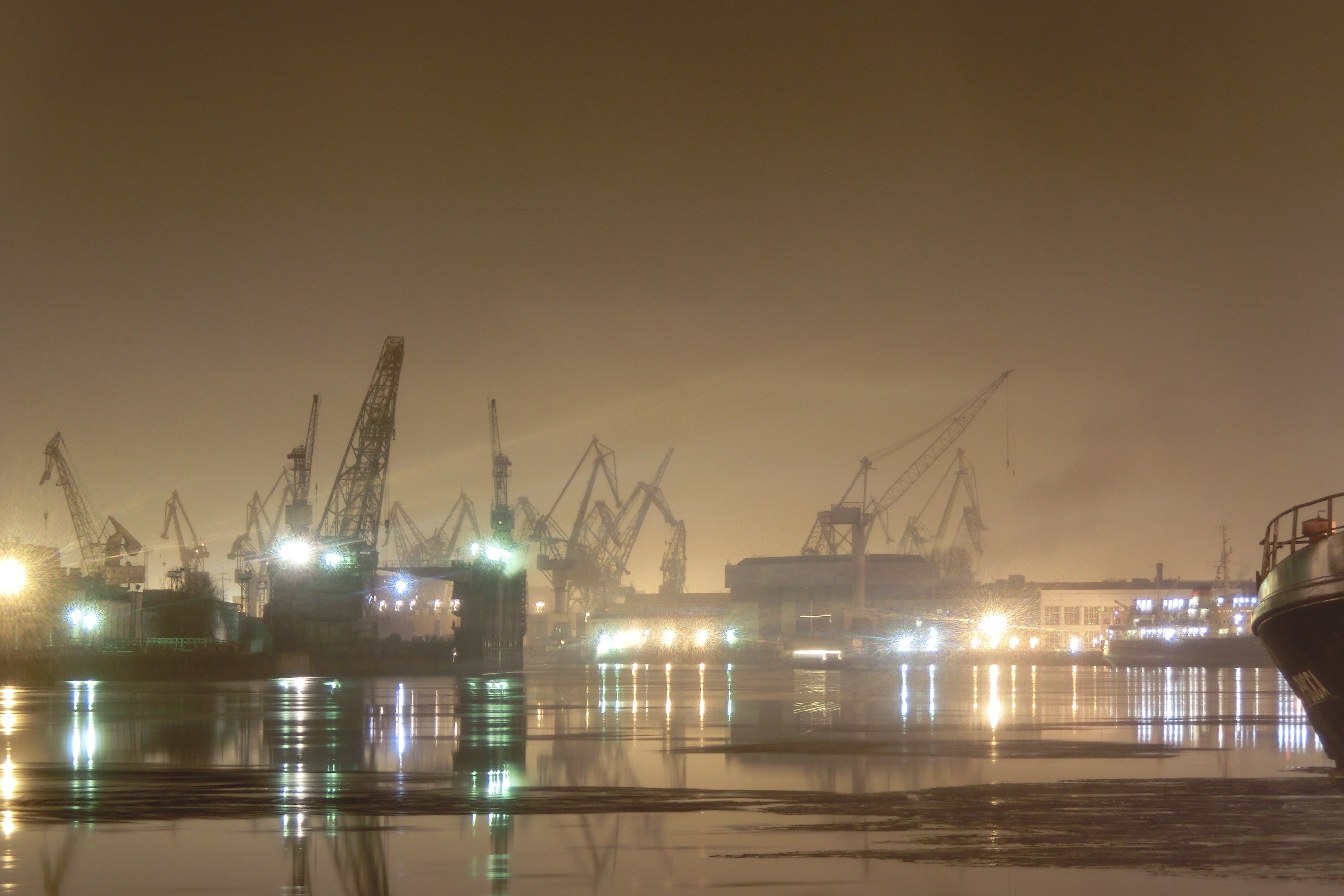 Looming Cranes – Make.Change.Happen.